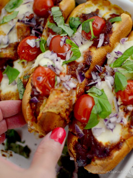 Italian Style Hot Dogs - Stilettos & Sprouts