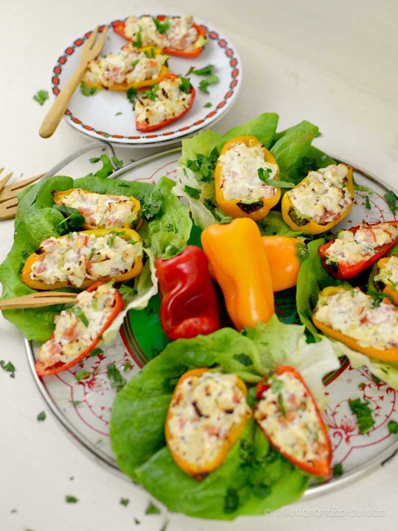 Low Carb Gefüllte Mini-Paprika - Stilettos & Sprouts