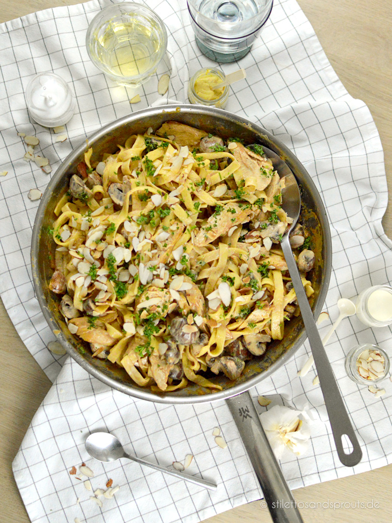Dijon Chicken Pasta mit Senfsahnesauce - Stilettos & Sprouts